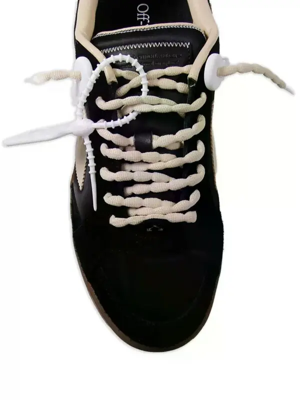 Off-White Low-top Sneakers With Arrow Motif - Black