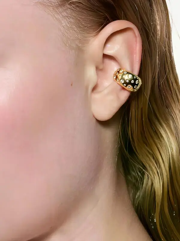 MARIA BLACK Tryvann Popcorn Ear Cuff - Gold