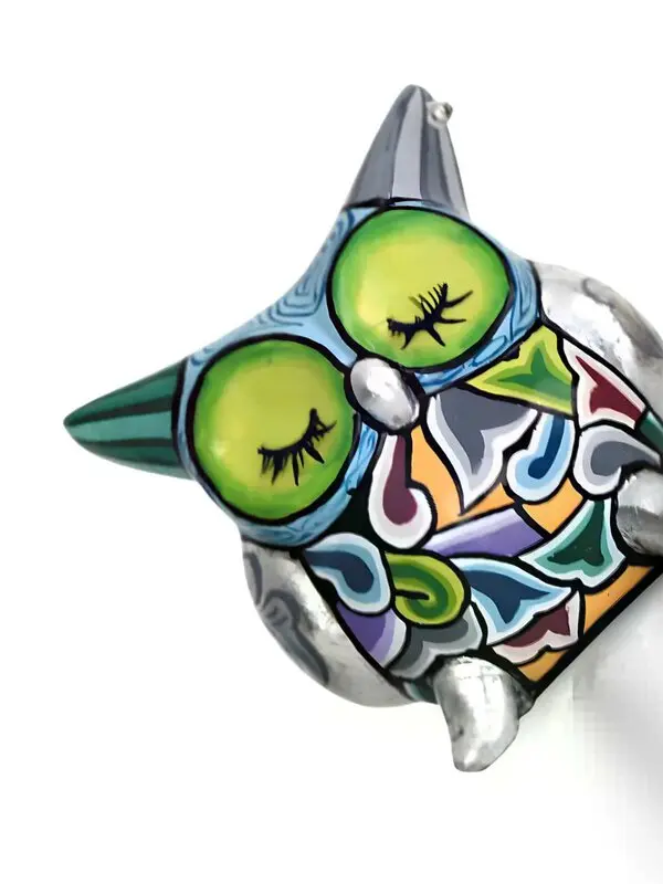TOMS DRAG Owl Meta Figurine