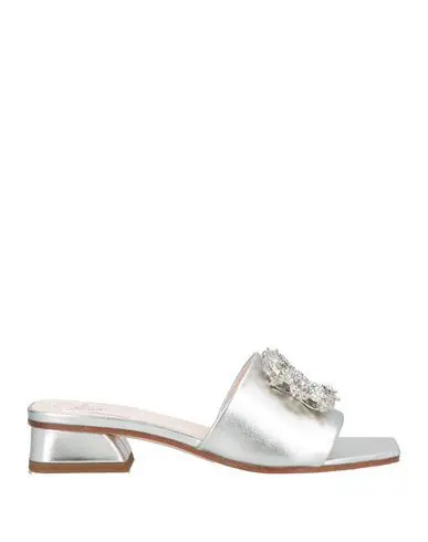 ROGER VIVIER Sandals