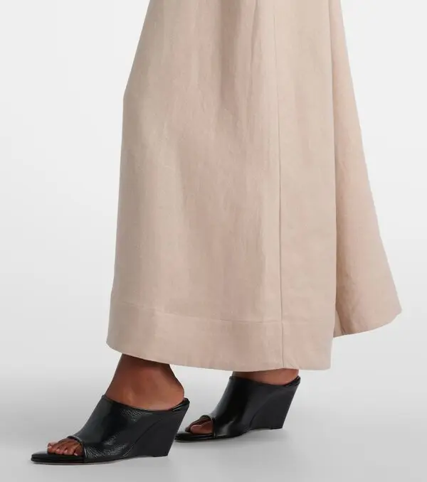 Asceno Capri Linen Maxi Dress