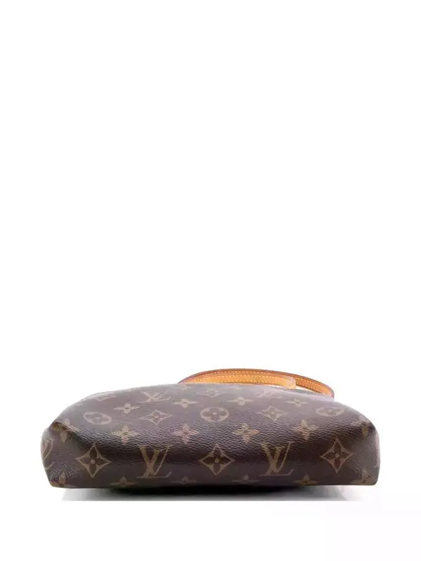 LOUIS VUITTON Pallas Monogram Canvas Clutch - Brown