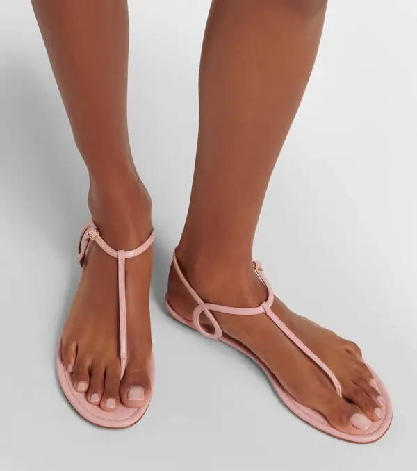 AQUAZZURA Almost Bare Leather Thong Sandals - Pink