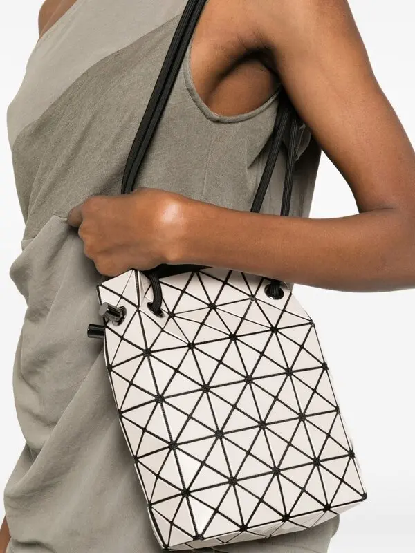 BAOBAO ISSEY MIYAKE Wring Bucket Bag - Beige