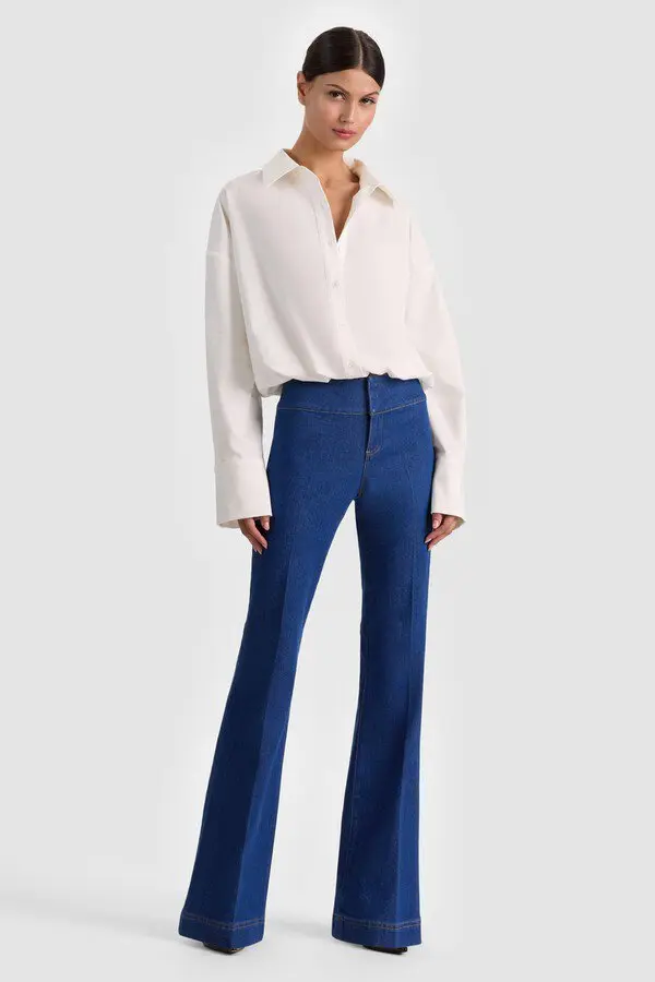 Alice + Olivia Hot Jean" Bootcut