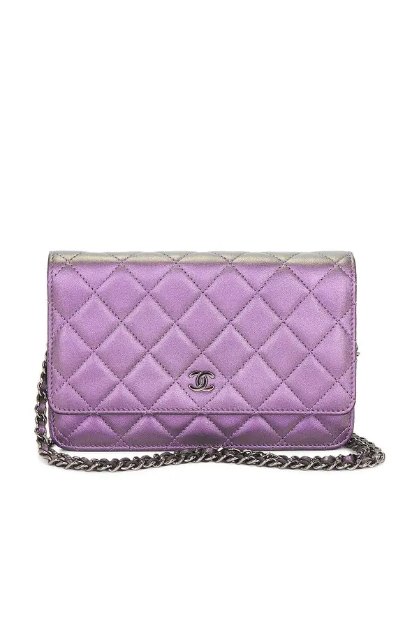 Chanel Lambskin Classic Iridescent Wallet On Chain - Purple