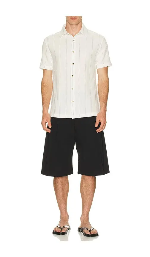 FAIR HARBOR Oasis Textured Short Sleeve Shirt In Cream - Shell Stripe