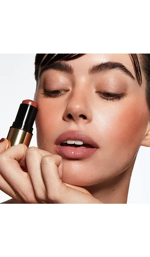MAKE BEAUTY Heat Stroke