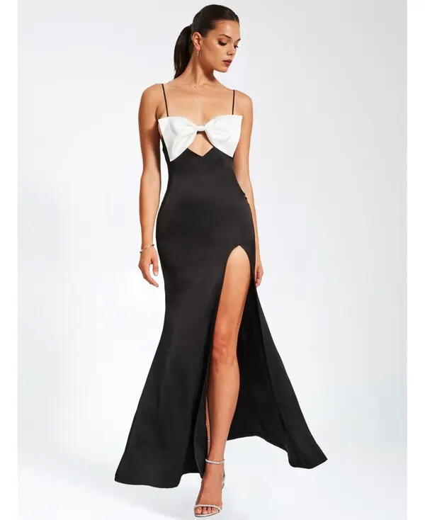 MISS CIRCLE NEW YORK Eleanor Bow Satin Gown - Black