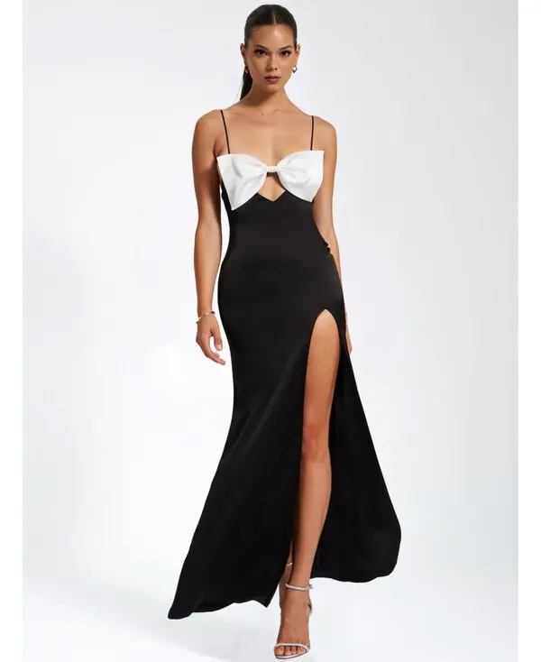 MISS CIRCLE NEW YORK Eleanor Bow Satin Gown - Black