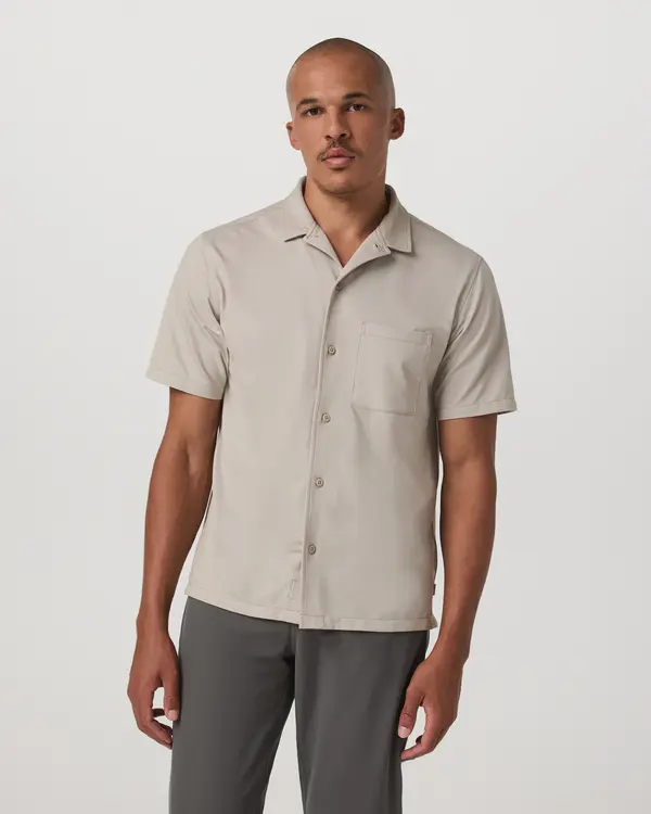 Vuori Short Sleeve Knit Oxford Camp Collar Button Down - Truffle