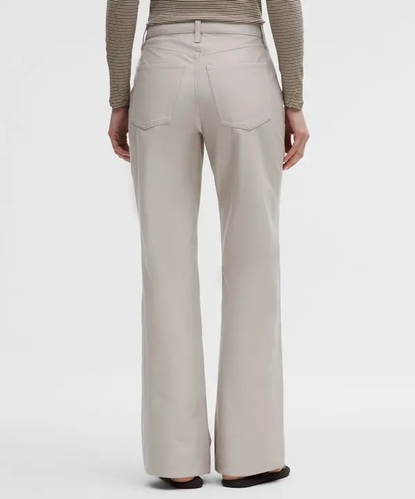 Lululemon Easyfive High-rise Subtle-flare Pant - Downtown Tan
