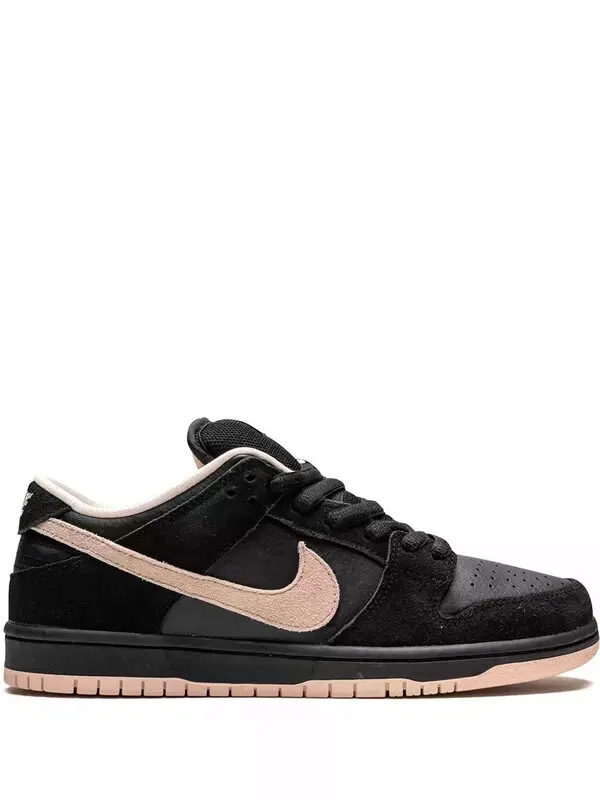 Nike Sb Dunk Low Pro Sneakers - Black