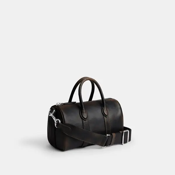 COACH Compass Bag 25 In Loved Leather - Black/light Tan