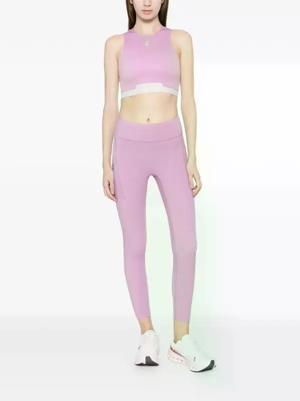 On 2-in-1 Crop Sports Bra - Pink