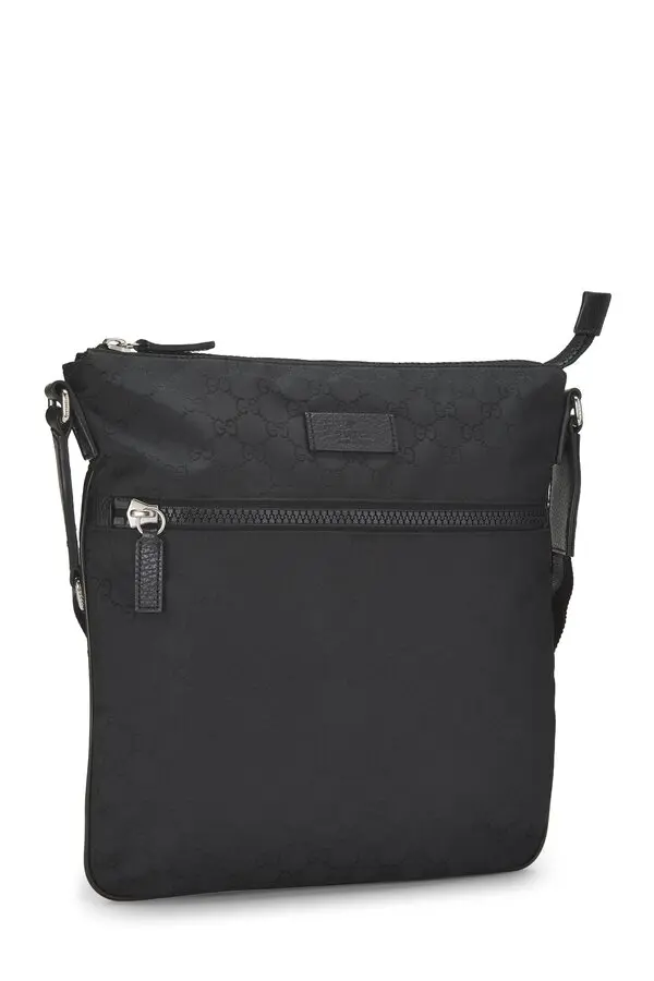 Gucci Gg Nylon Zip Pocket Messenger