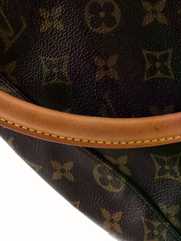 LOUIS VUITTON Looping Gm Shoulder Bag Monogram Canvas