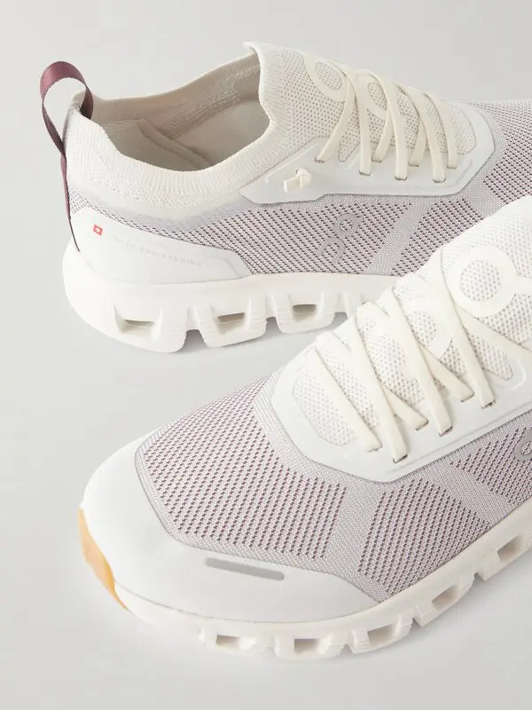 On Cloud 6 Versa Mesh And Rubber Running Sneakers - White