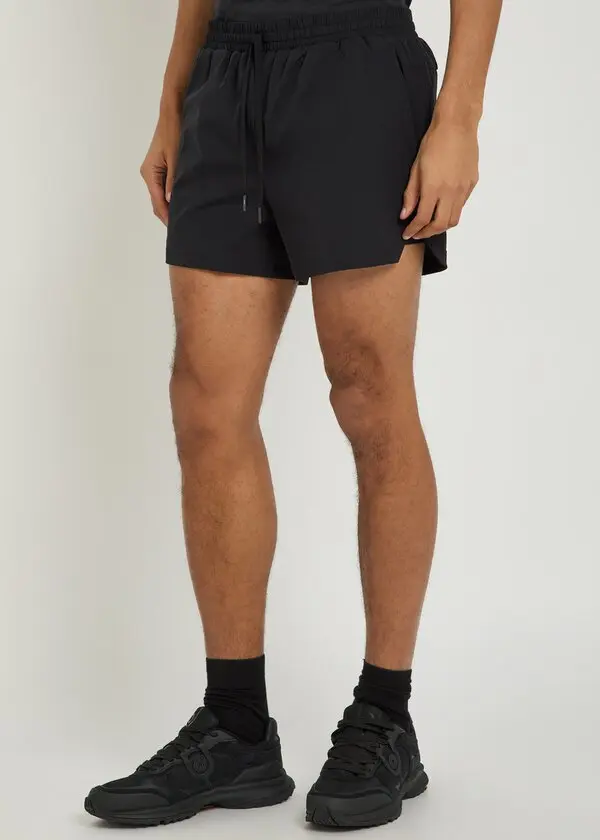 NOW YOU LIVE Gulmey Shorts