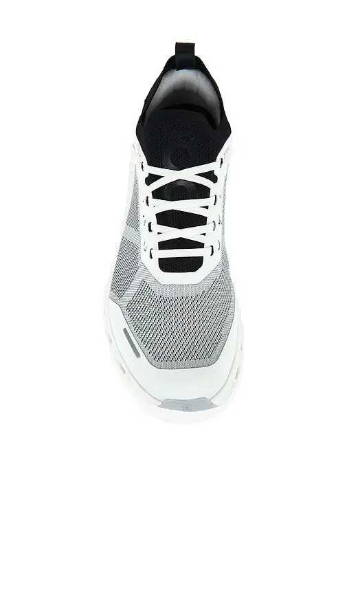 On 6 Versa Sneakers - White