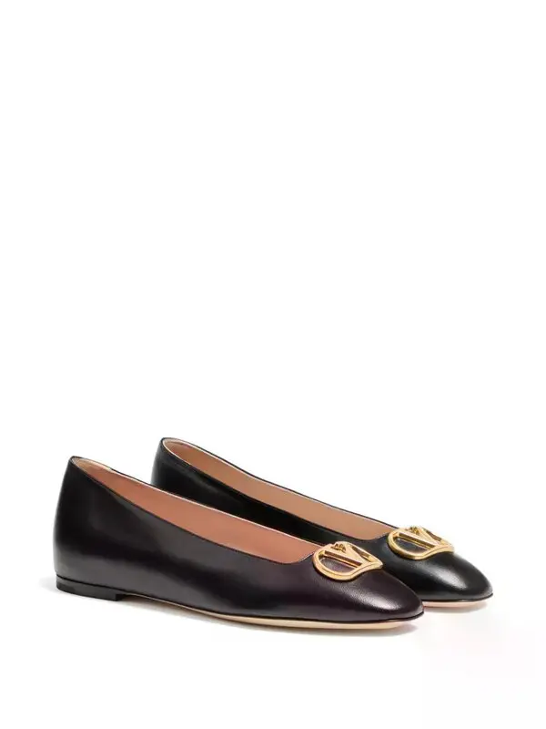 Valentino Garavani Vlogo Signature Ballerinas In Nappa - Black