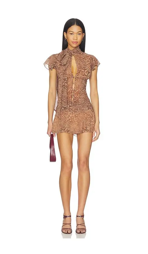 GUIZIO Ara Top With Cut Out Detail