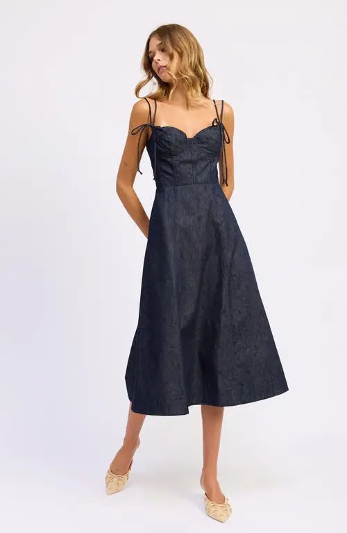 EN SAISON Darby Sweetheart Neck Midi Dress