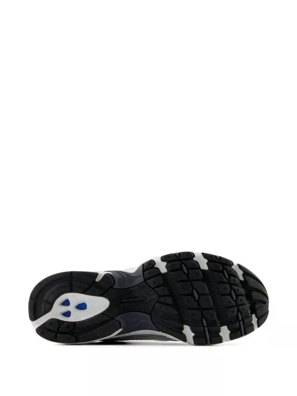 NEW BALANCE 530 Sneakers With -tone Logo Detail - Silver