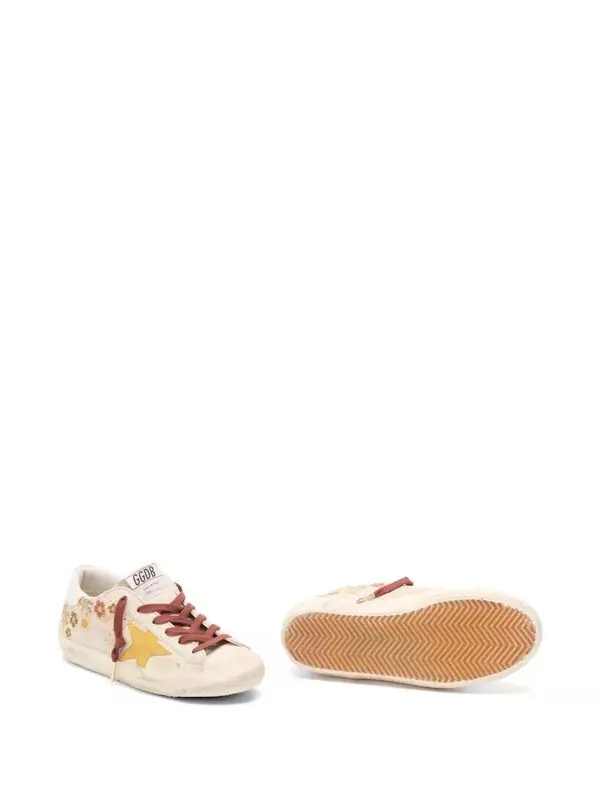 GOLDEN GOOSE Beige Bos Taurus Floral Detail Sneakers - Neutrals