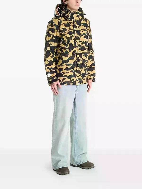 A BATHING APE Camo Shark Snowboard Jacket - Yellow