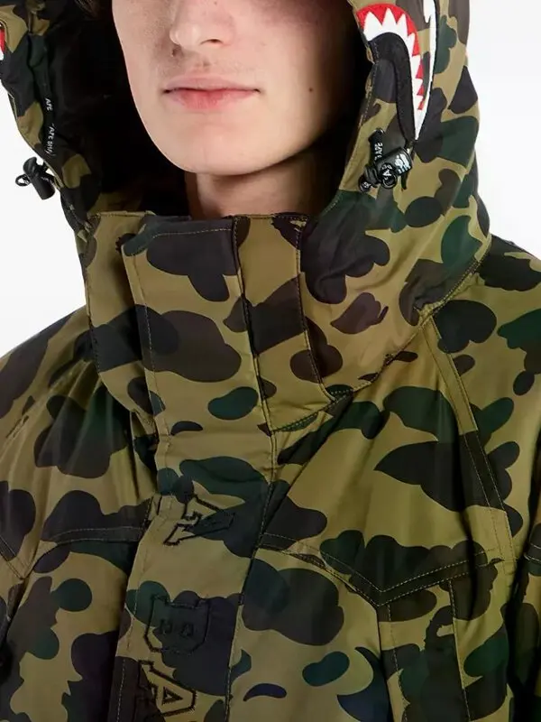 A BATHING APE 1st Camo Shark Jacket - Green