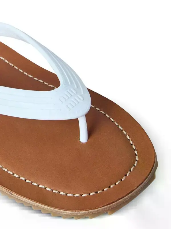 Miu Miu Textured Flip-flops - White