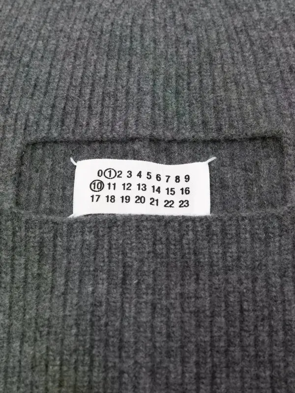 MAISON MARGIELA Label Balaclava