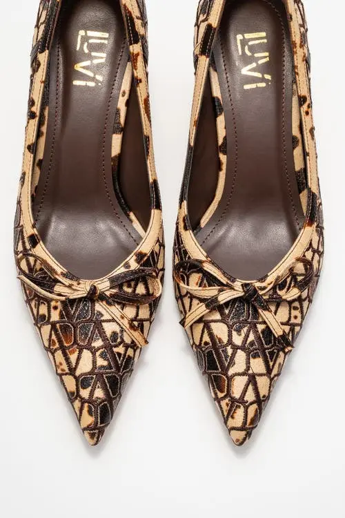 PROLOGUE SHOES Camden Bow Pointed Toe Pumps - Beige Pattern