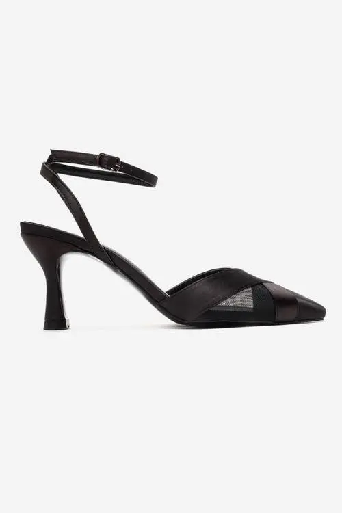 PROLOGUE SHOES Estela Stiletto Pump - Black
