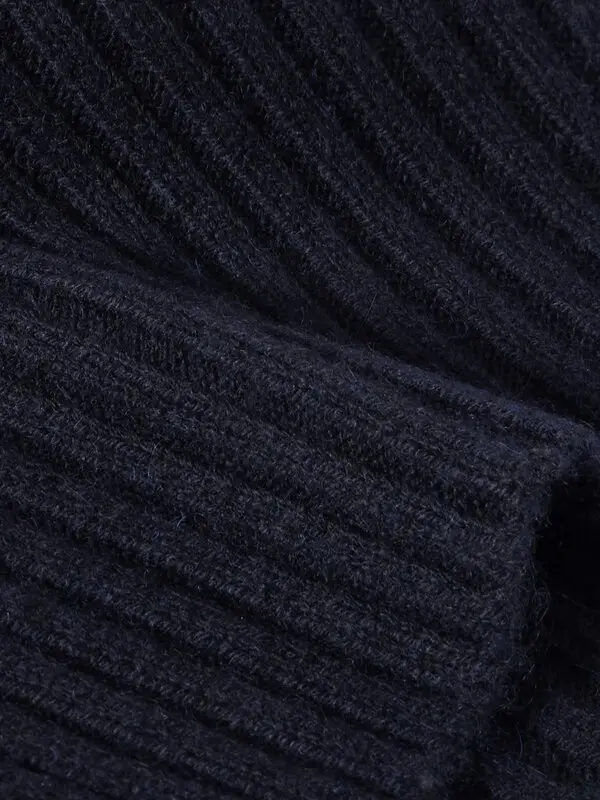 ALLUDE Ribbed Cashmere Beanie And Scarf Set