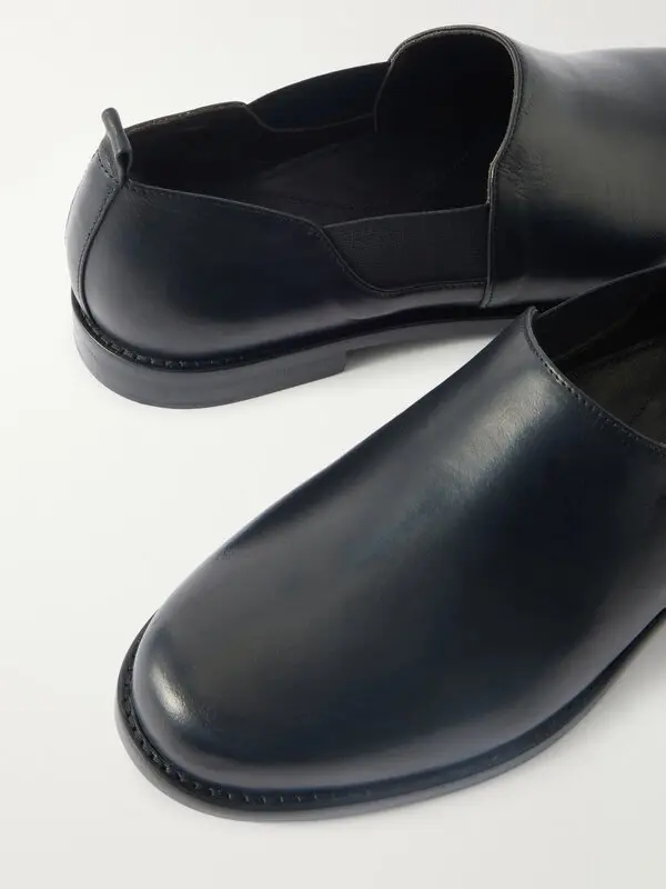 A KIND OF GUISE Fano Leather Slippers