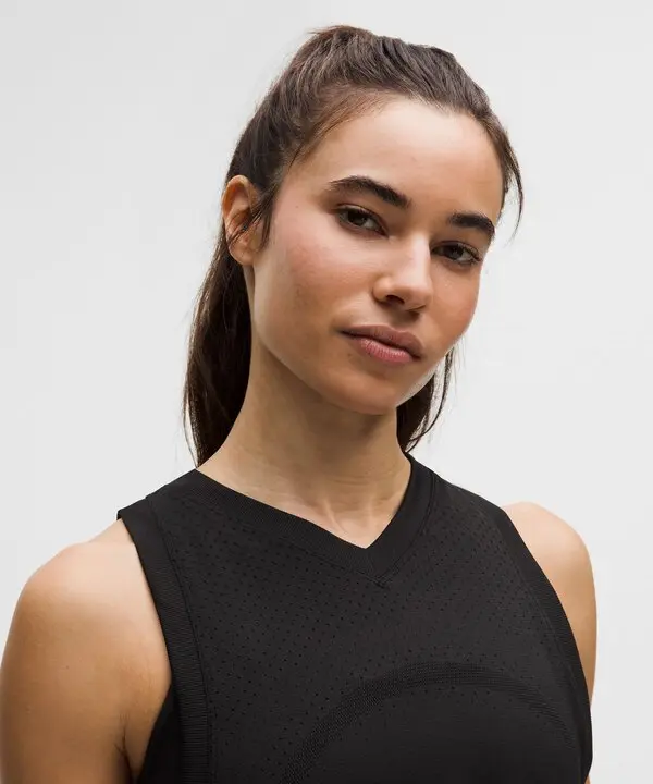 Lululemon Swiftly Open-hole V-neck Tank Top
