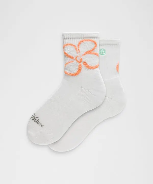Lululemon Daily Essential Quarter Socks - White