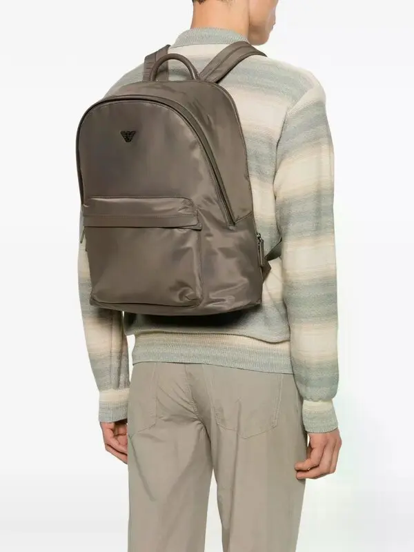 Emporio Armani Logo-plaque Backpack - Brown