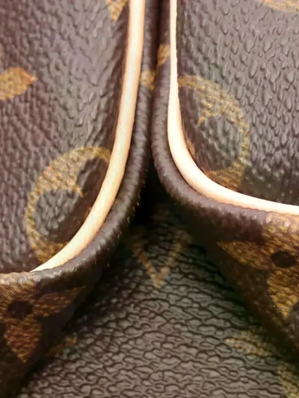 LOUIS VUITTON 2003 Monogram Keepall 60 Travel Bag