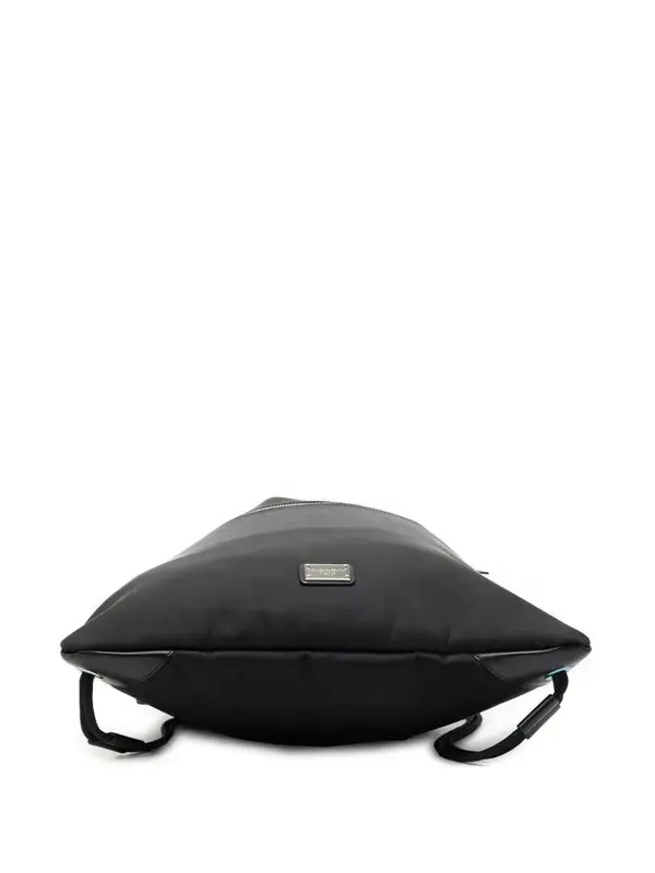 Dolce & Gabbana Nylon Logo Drawstring Backpack - Black  display picture 2