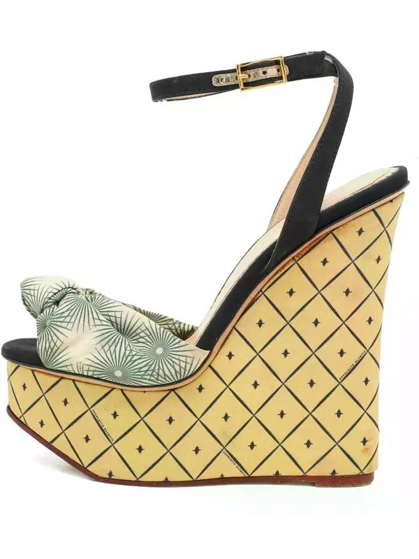 CHARLOTTE OLYMPIA Knot-detail Wedge Sandals - Neutrals