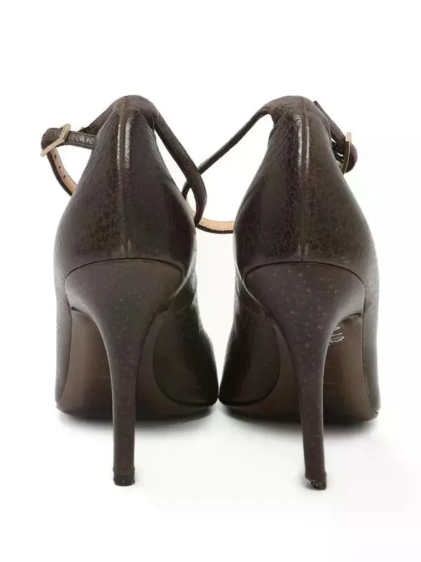 Fendi Pointed Toe Leather Pumps