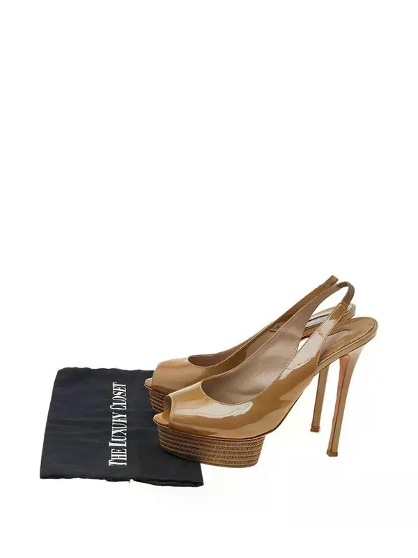 LE SILLA Patent Leather Peep-toe Slingback Sandals