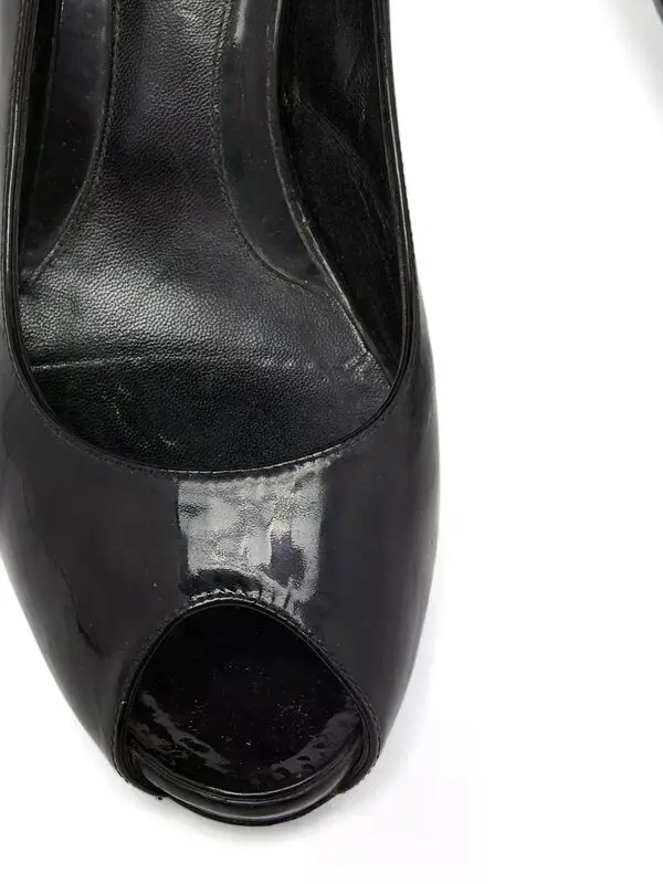 Fendi Leather Heeled Pumps