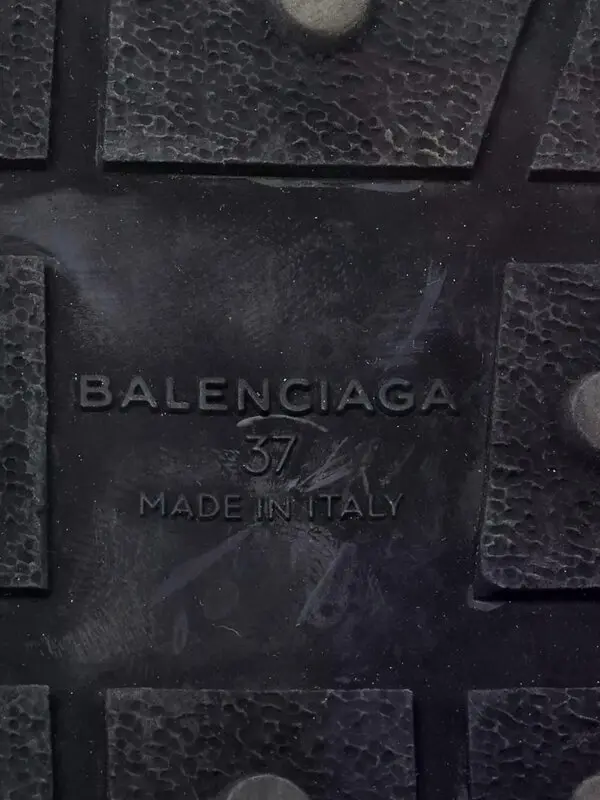 Balenciaga Race Runner Panelled Sneakers - Black