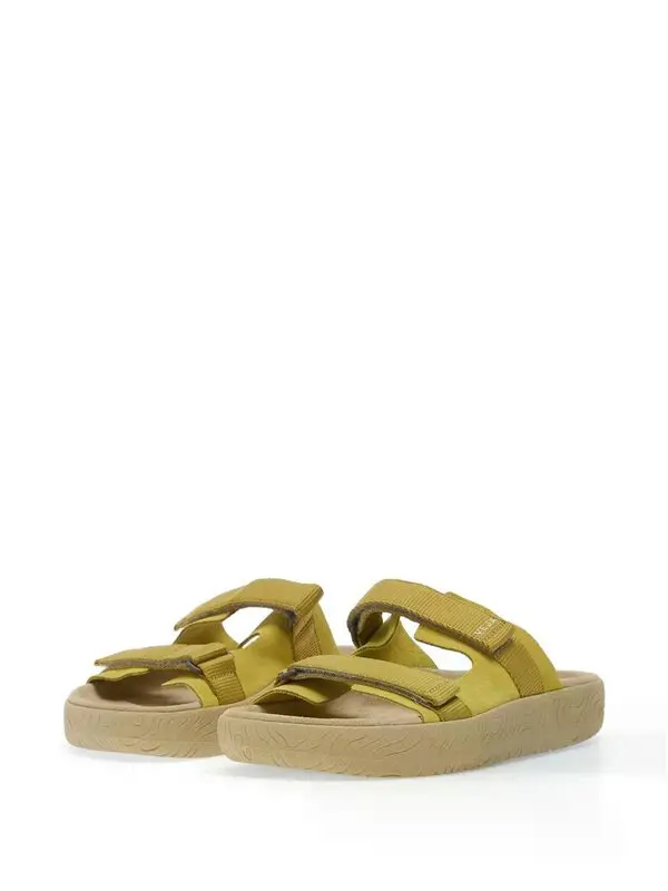VEJA Arpoador Strap Sandals - Yellow