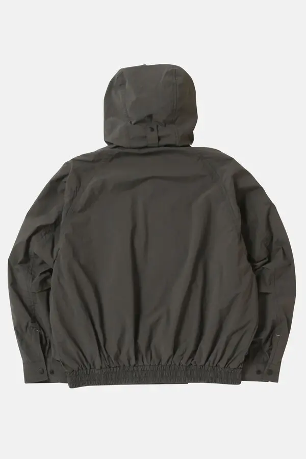 AND WANDER Water-repellent Lightweight Jacket