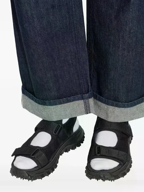 Moncler Trailgrip Vela Sandals - Black